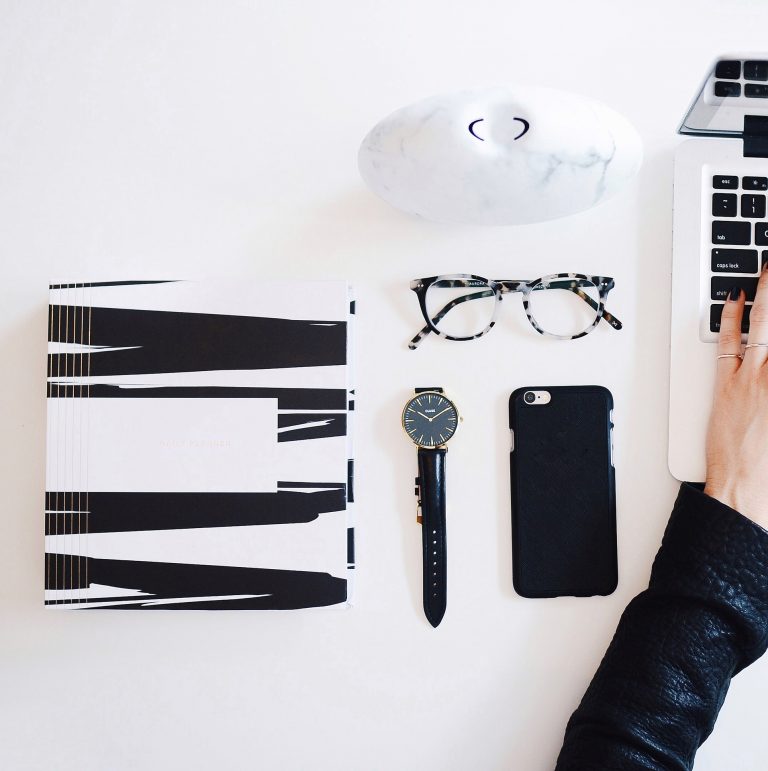 8 Effective Ways To Limit Gadgets and Enrich Your Life Happily 8 Effective Ways To Limit Gadgets and Enrich Your Life Happily